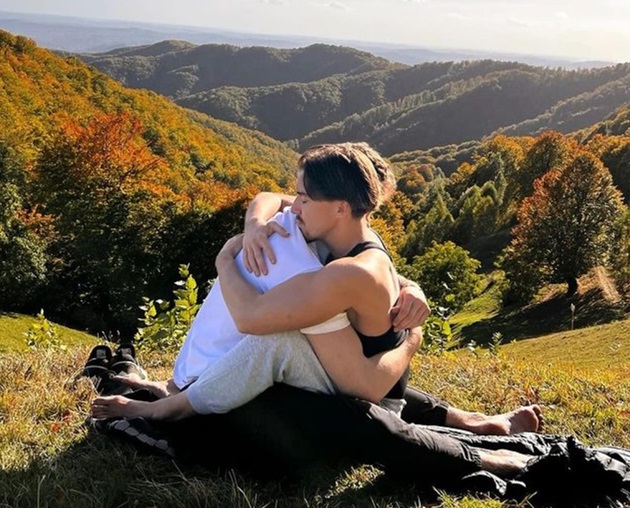 Emil Rengle vrea să se căsătorească cu noul iubit | DivaHair.ro