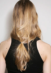 Coada de cal | Coafuri coada de cal 2015 | DivaHair.ro