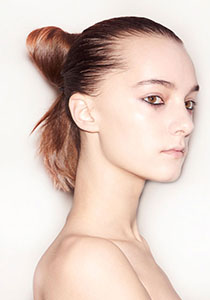 Coada de cal | Coafuri coada de cal 2015 | DivaHair.ro