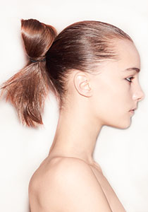 Coada de cal | Coafuri coada de cal 2015 | DivaHair.ro