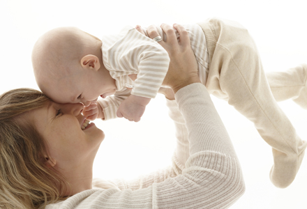 Mami si bebe - Noua gama de remedii naturale pentru mamici si copii ...