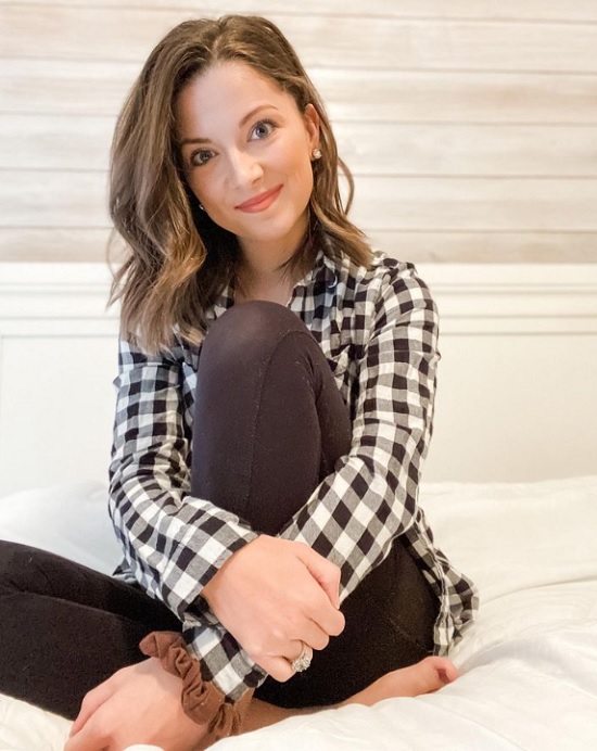 Lucruri nebunești pe care le facem pentru a primi aprobare | DivaHair.ro