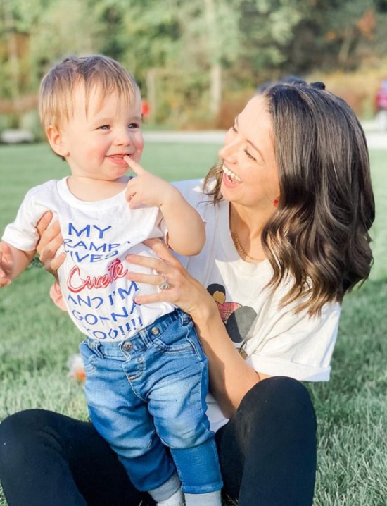 Lucruri nebunești pe care le facem pentru a primi aprobare | DivaHair.ro