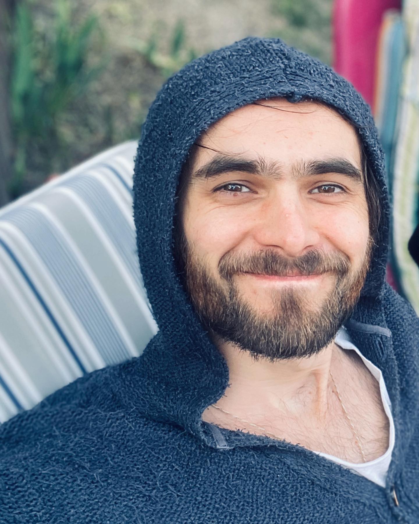 A dat lovitura cu piesa "Mă ucide ea", dar a ajuns să trăiască printre șobolani. Ce se întâmplă ...