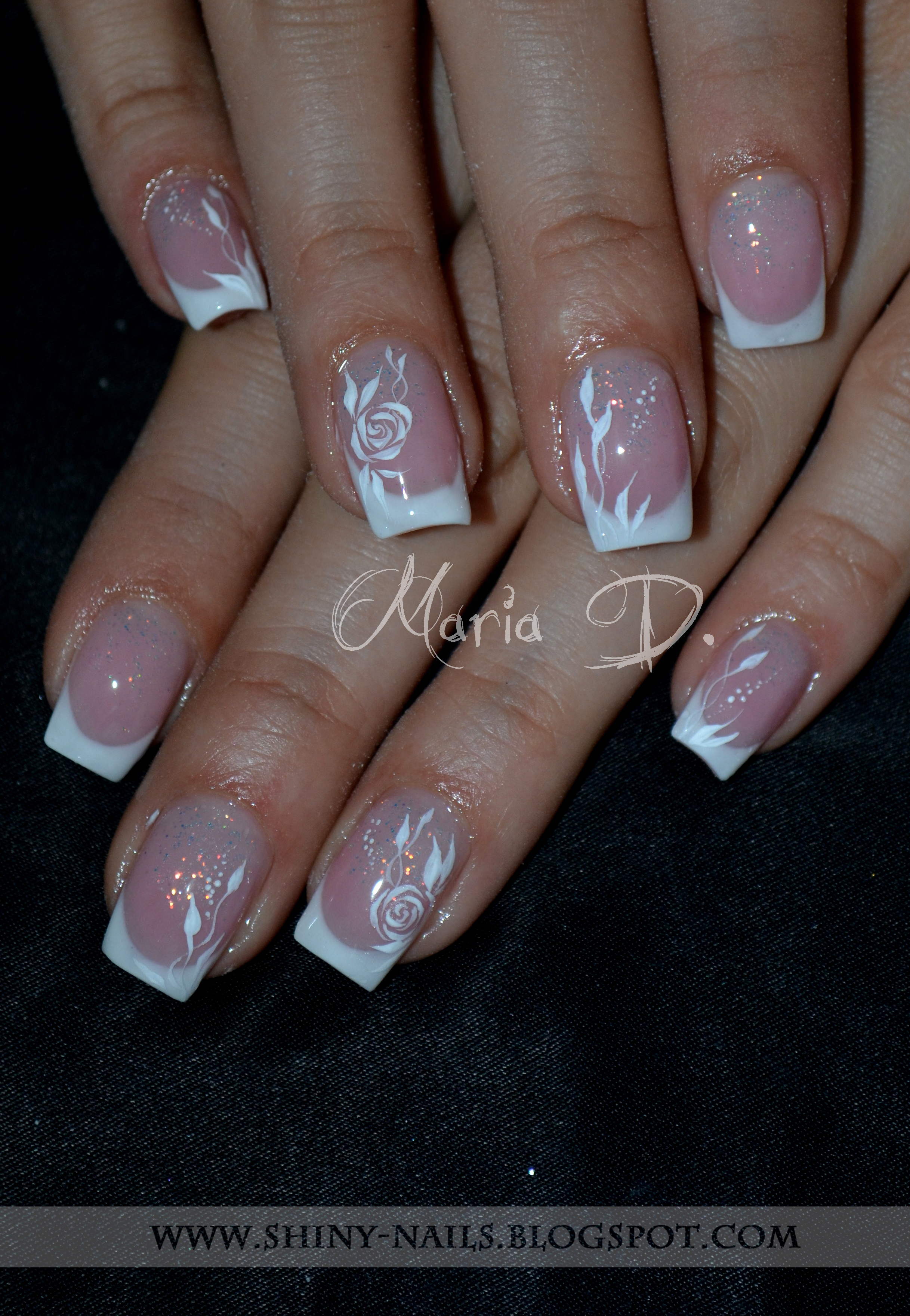 Unghii French cu model alb by Maria D. | Galerie de poze | Poza